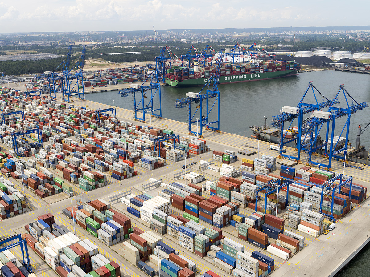 Polonia: Kalmar recibe pedido para dotar de tres grúas RMG ...