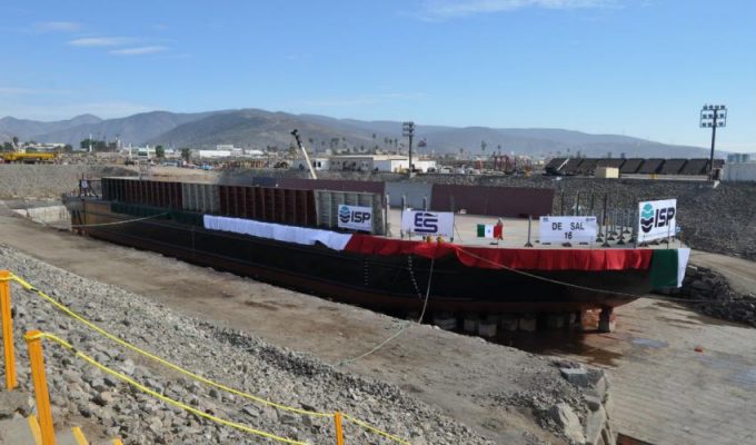Realizan botadura de barcaza para cabotaje más grande de México ...