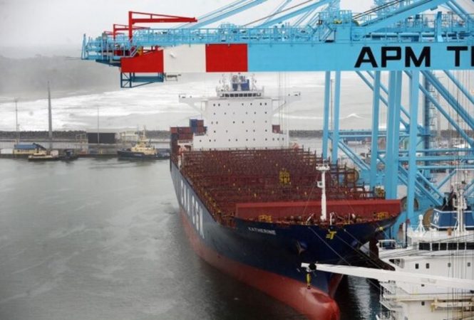 APM Terminals Moín recibe al mayor portacontenedores desde el inicio de ...