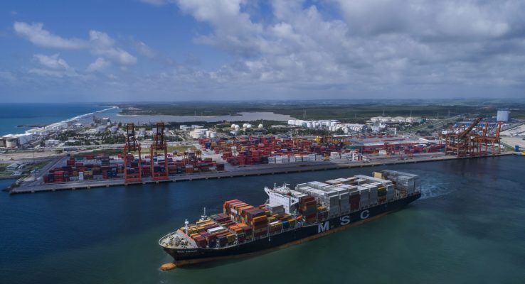 Brasil: Puerto de Suape alcanza récord de 43 mil TEU en noviembre ...