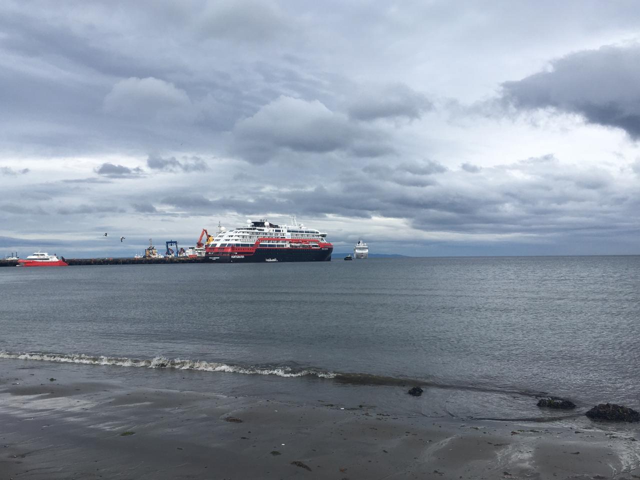 Galería: Punta Arenas atiende doble escala de cruceros - PortalPortuario