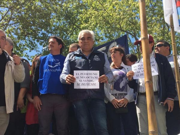 Sindicato de Guincheros pide garantizar trabajo en Puerto de Buenos ...