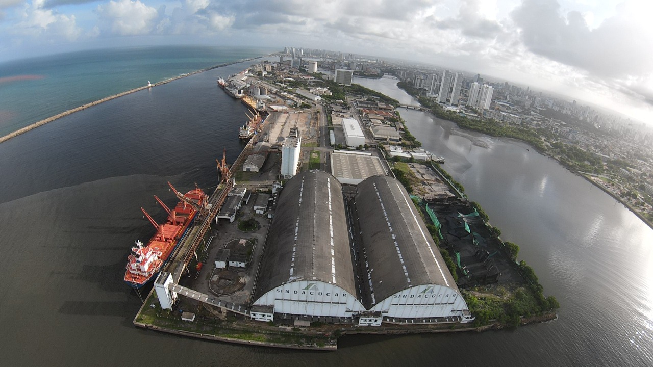 Brasil: Puerto de Recife logra alza en movimiento de carga durante ...