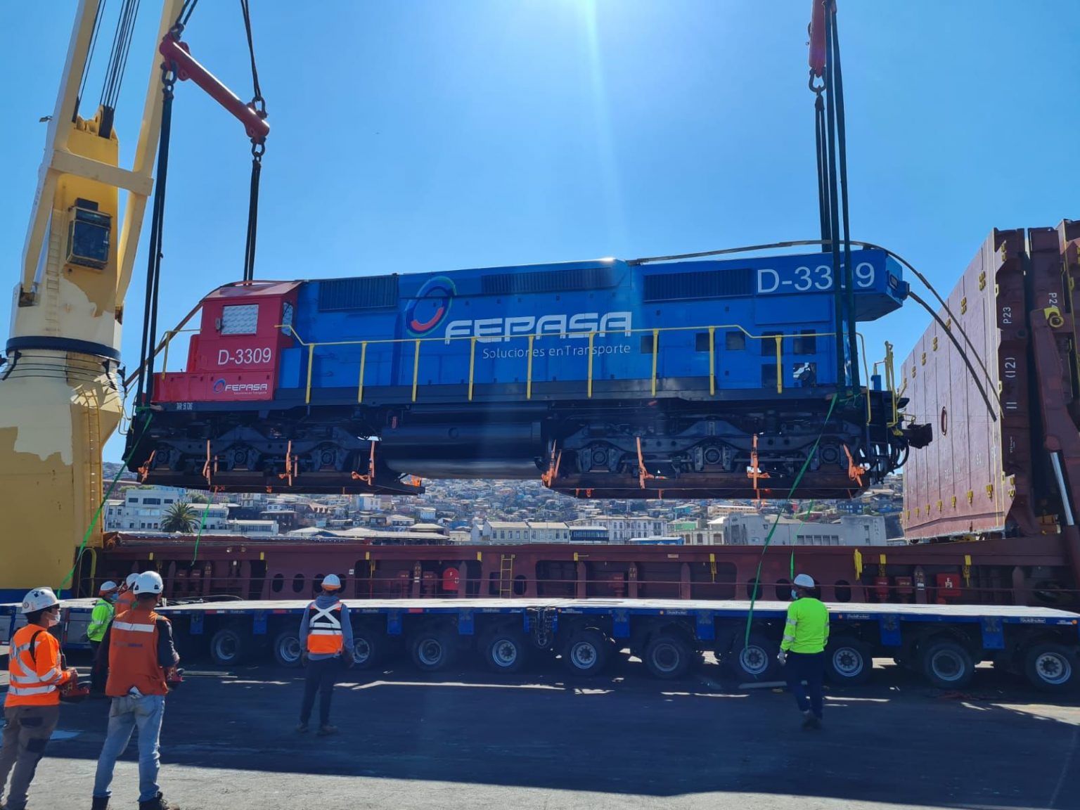FEPASA incorpora locomotoras para potenciar el transporte de carga Puerto de Valparaíso ...