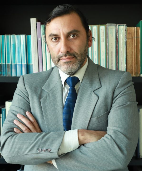 Práctico demanda por 95 millones de pesos a Directemar - PortalPortuario