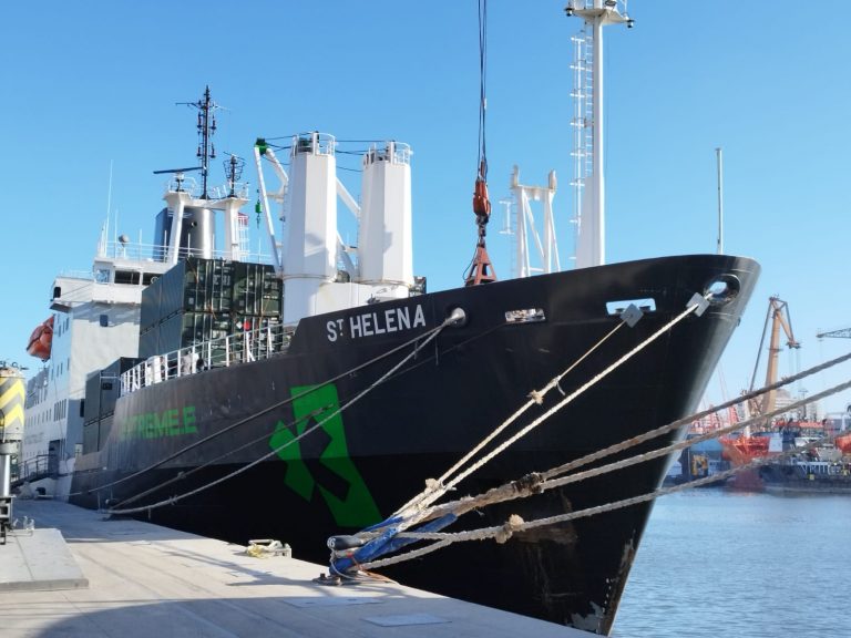 RMS St Helena en Uruguay Puerto de Montevideo - PortalPortuario
