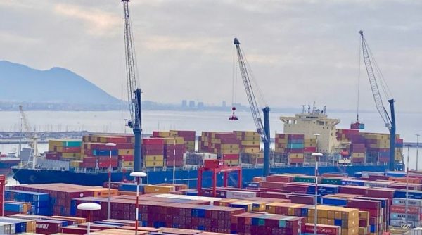 Italia: Salerno Container Terminal rompe récord al recibir al MSC ...