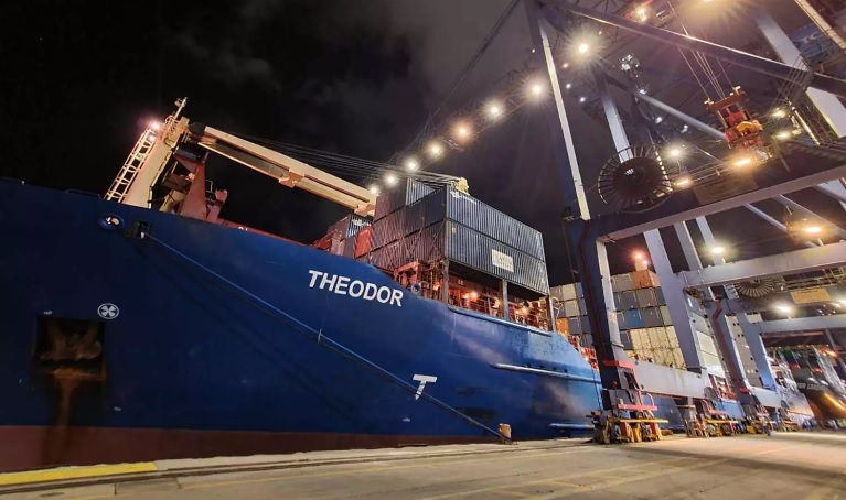 Brasil: Terminal de Contenedores de Paranaguá recibe primer servicio de ...