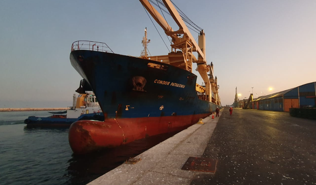 Puerto de Antofagasta: Buque arriba con más de mil toneladas de carga ...