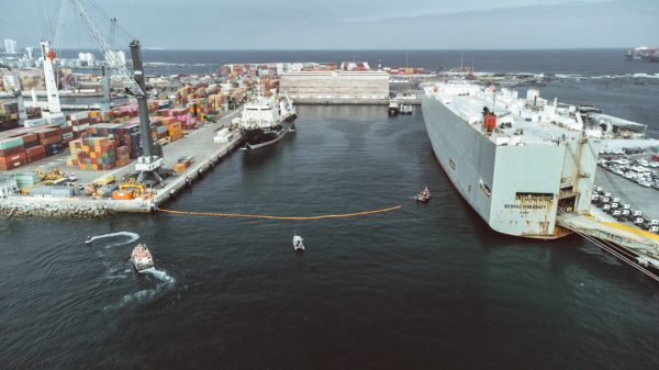 Puerto de Iquique manipula 250 mil toneladas de carga boliviana en el tercer trimestre de 2023 ...