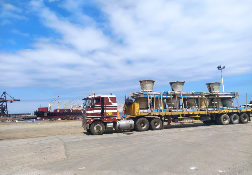 Perú: Arriba al Terminal Portuario de Chimbote donación de defensas de ...