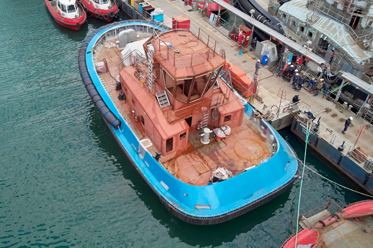 Realizan puesta a flote del primer remolcador eléctrico de SAAM Towage ...