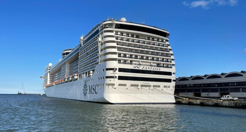 Crucero de MSC se convierte en el barco de pasajeros de mayor eslora en ...