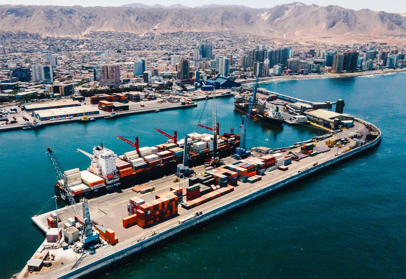 Antofagasta Terminal Internacional (ATI) Puerto de Antofagasta ...