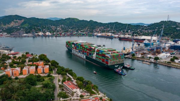 Hutchison Ports TIMSA logra nuevo hito con arribo del Ever Fond ...