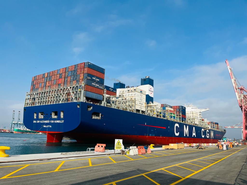 Ian Taylor agencia en Perú al buque más grande en arribar a Sudamérica ...