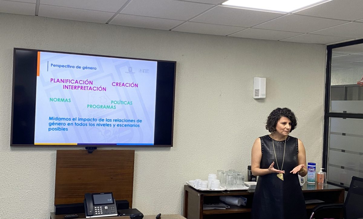 Empresa Portuaria Arica aprueba nueva Política de Género - PortalPortuario