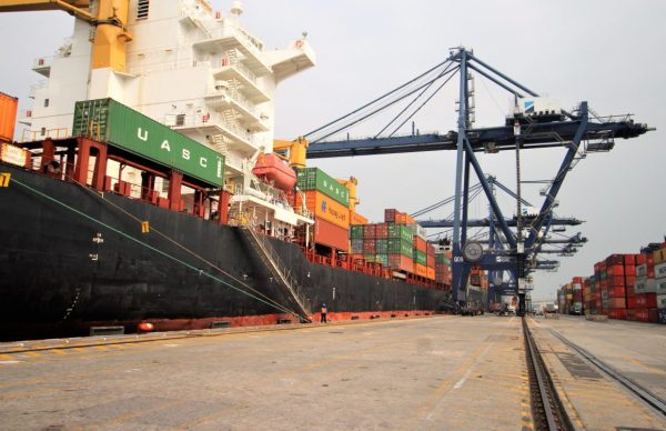 Hutchison Ports Icave va por bonos de carbono para compensar emisiones ...