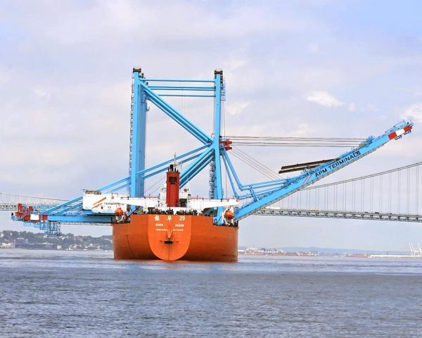 EEUU: APM Terminals Elizabeth mejora sus operaciones con nuevas grúas ...