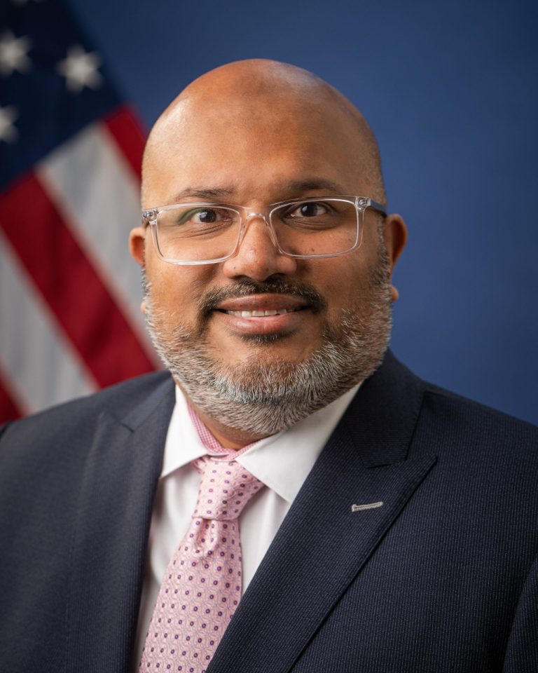 Arun Venkataraman: "Los puertos tendrán que invertir estratégicamente ...