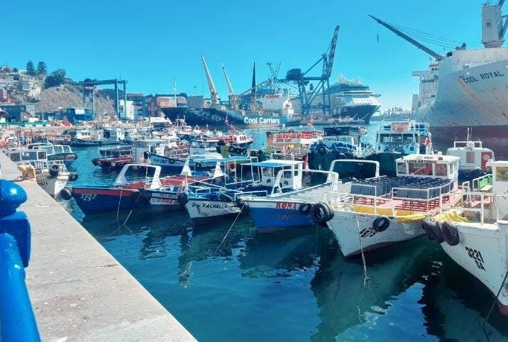Celebrity Eclipse en TPS Puerto de Valparaíso - PortalPortuario