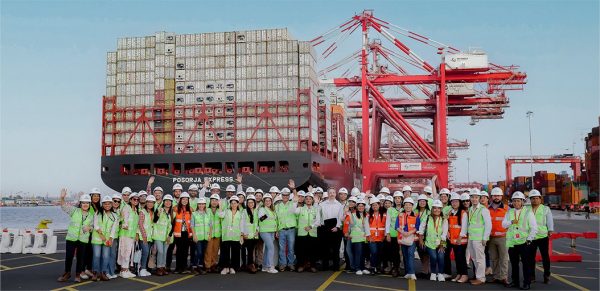 Posorja Express es recibido por primera vez en DP World Callao ...