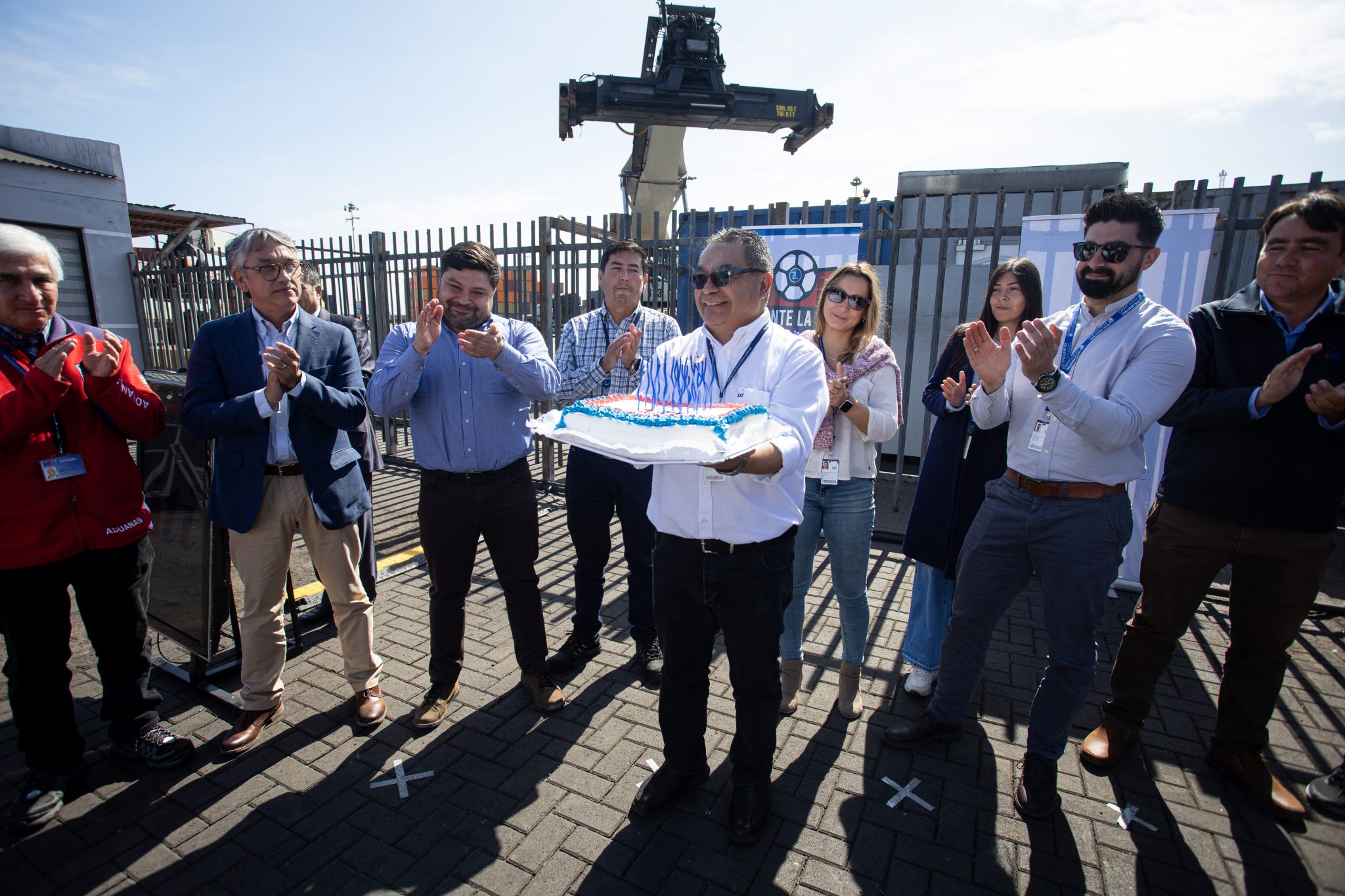 Iquique Terminal Internacional reconoce trayectoria de sus trabajadores ...