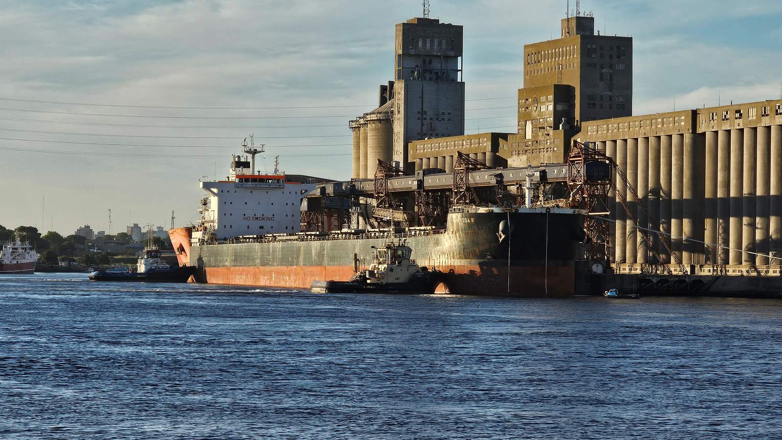 Argentina: Puerto Quequén finaliza primer semestre con 3.946.556 ...