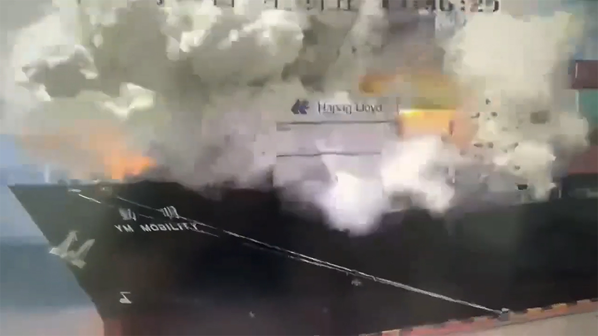 China: Confirman presencia de mercancías peligrosas a bordo de buque ...