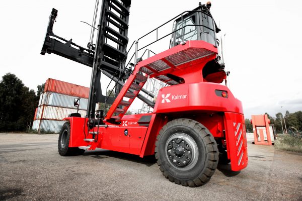 Kalmar entregará seis empty container handlers a centro logístico de ...