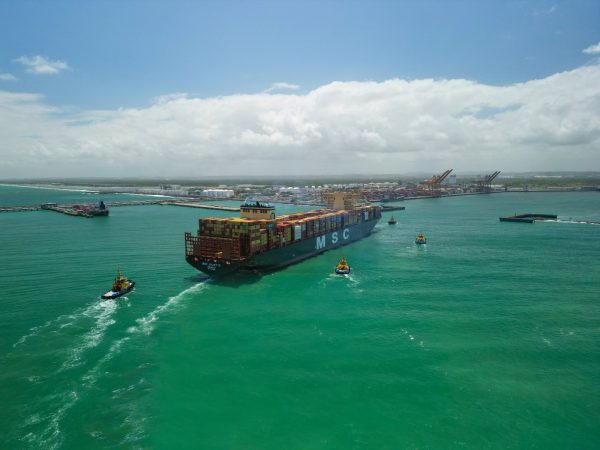 Porto de Suape comemora 46 anos com estreia de linha marítima semanal ...