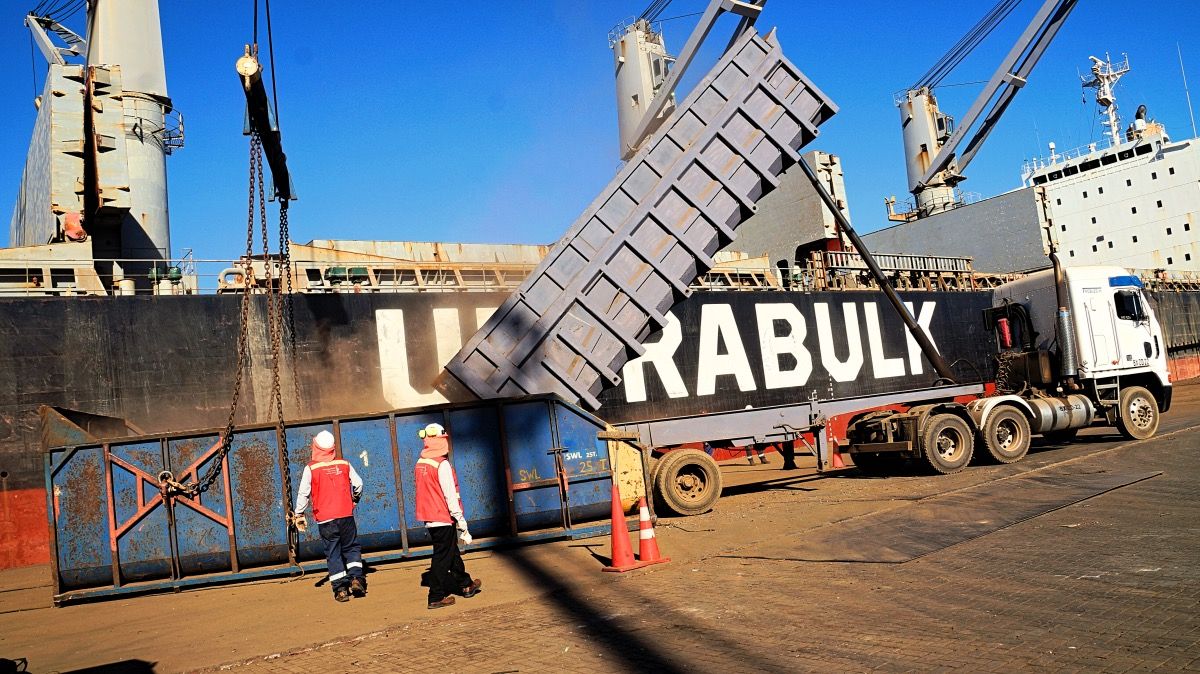 Talcahuano Terminal Portuario embarca 15.500 toneladas de chatarra ...