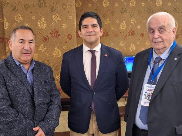 Camioneros expresan su preocupación por tarifas de nuevo Puente ...