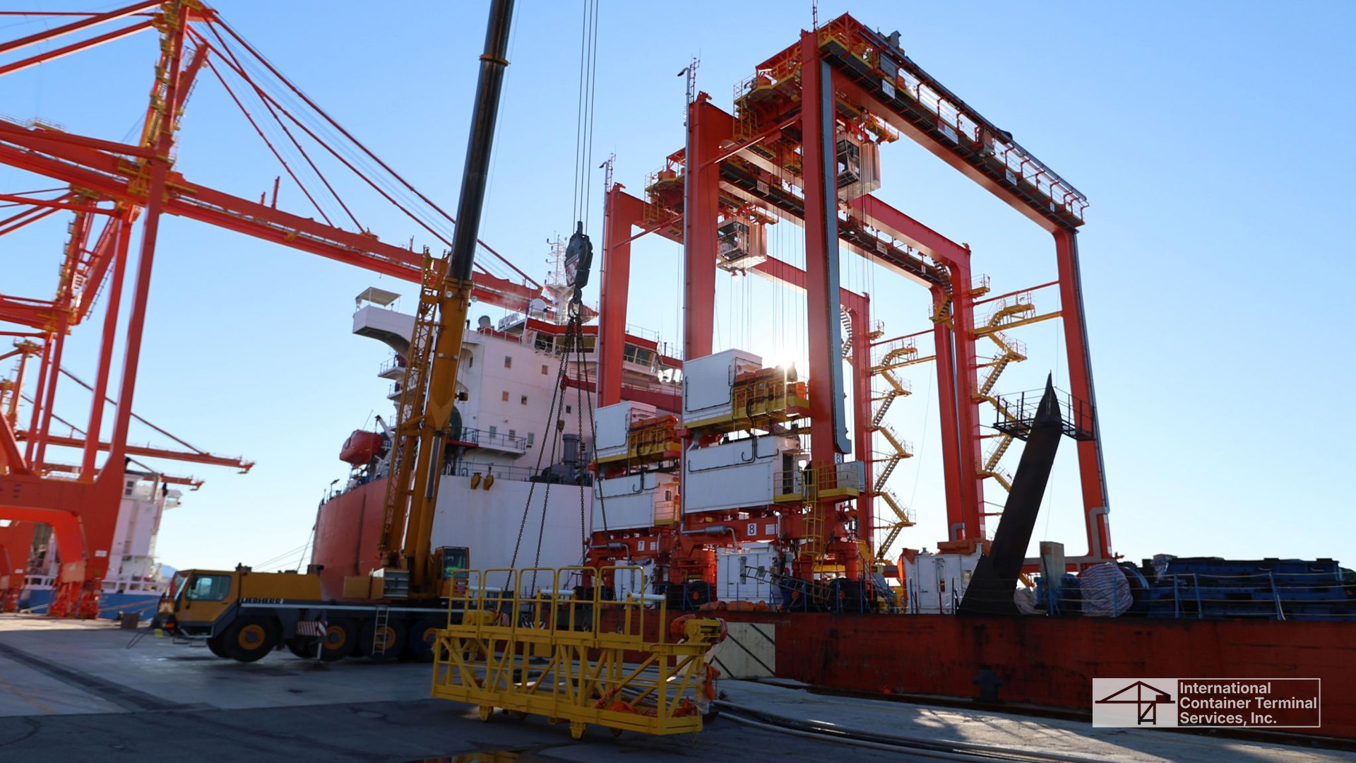 Croacia: Adriatic Gate Container Terminal recibe dos nuevas grúas RTG híbridas - PortalPortuario